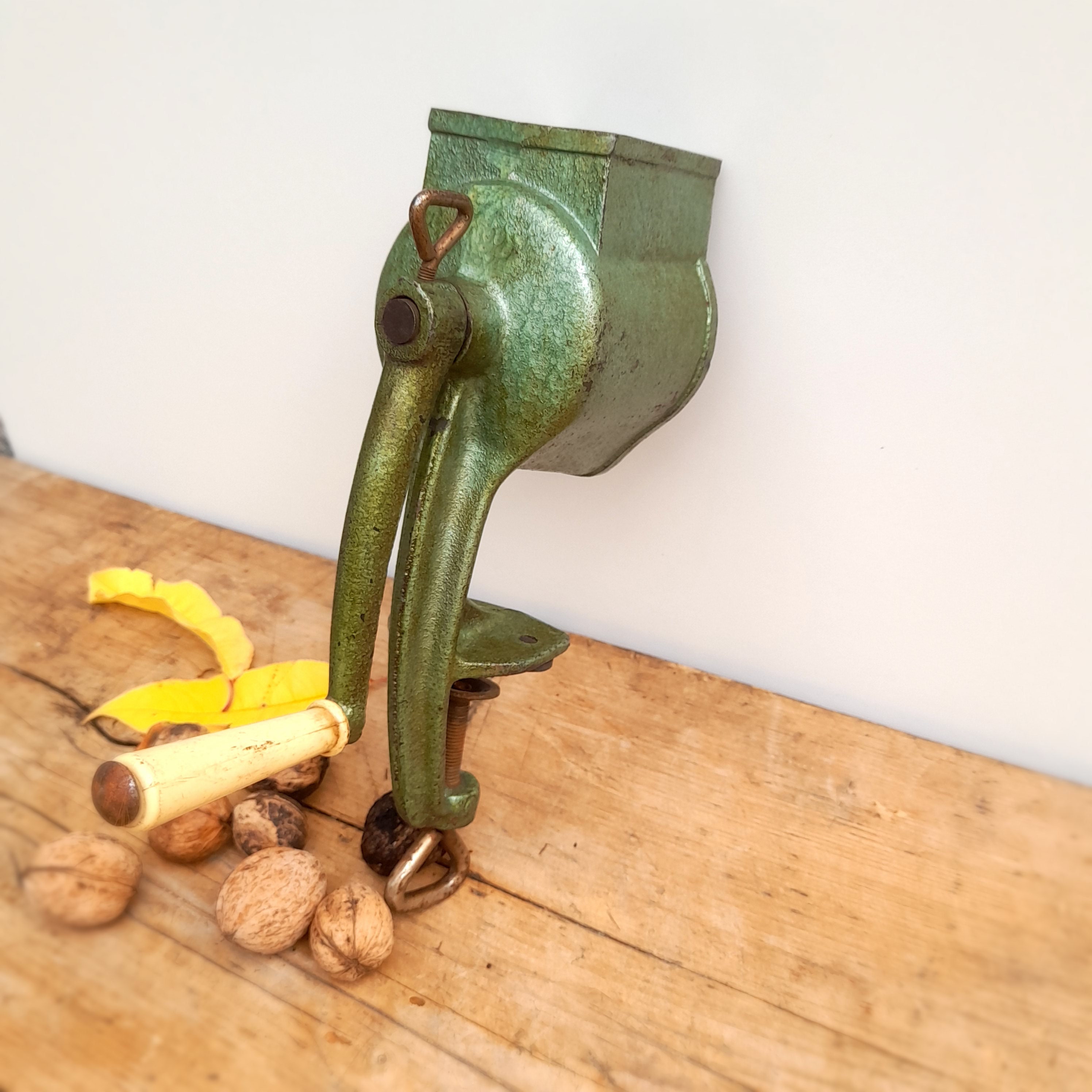 Vintage Nut Grinder//nut Mill//kitchen Mill//hand Nut Grinder//almond ...