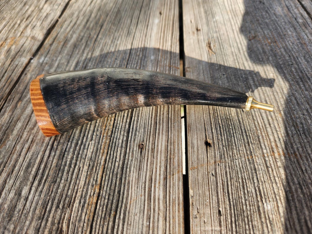 Goat Horn Pan Primer With a Hedge Plug on the End. - Etsy