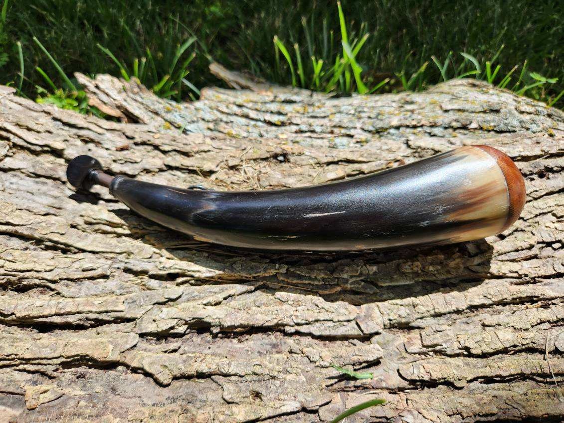 Black Powder Horn Made From Cow Horn - Etsy