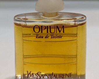 Opium by Yves Saint Laurent Perfume Eau De Parfum 1.6 Fl.oz / 50 Ml ...