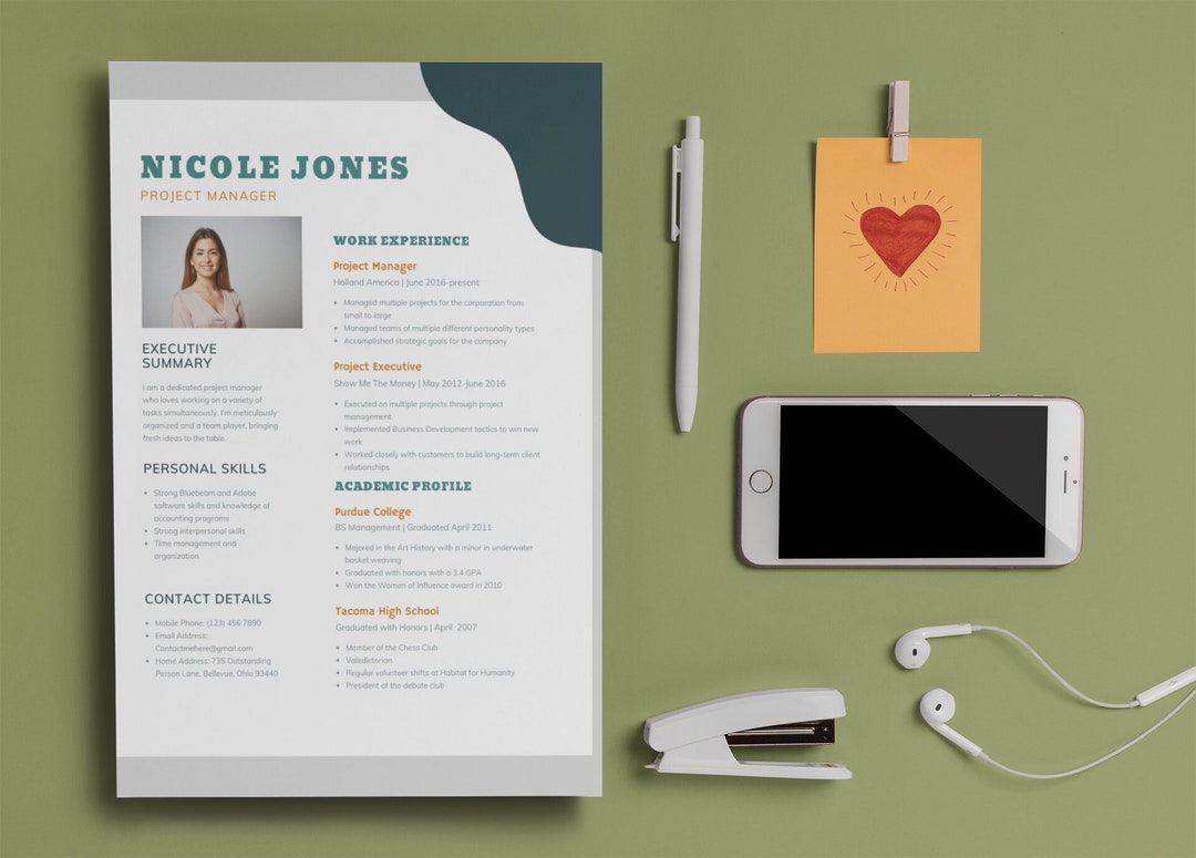 Single Page Canva Template Resume Canva Resume Template Retro Design ...