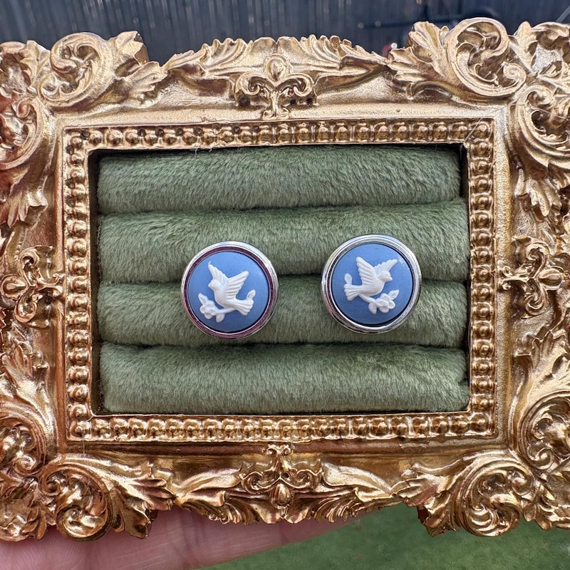 Avon Blue Wedgewood - Etsy