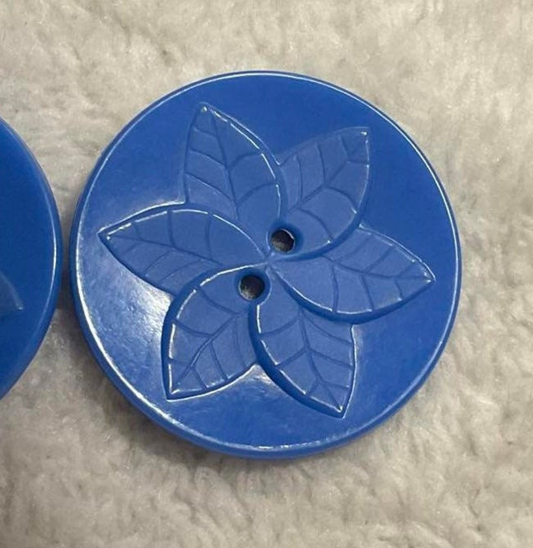 Large Sky Blue Vintage Buttons With Leaf Star Design. Two Hole Sew ...