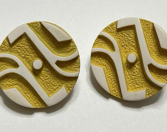 Geometric Yellow/white Vintage Buttons. Buffed Celluloid. A Little Over ...