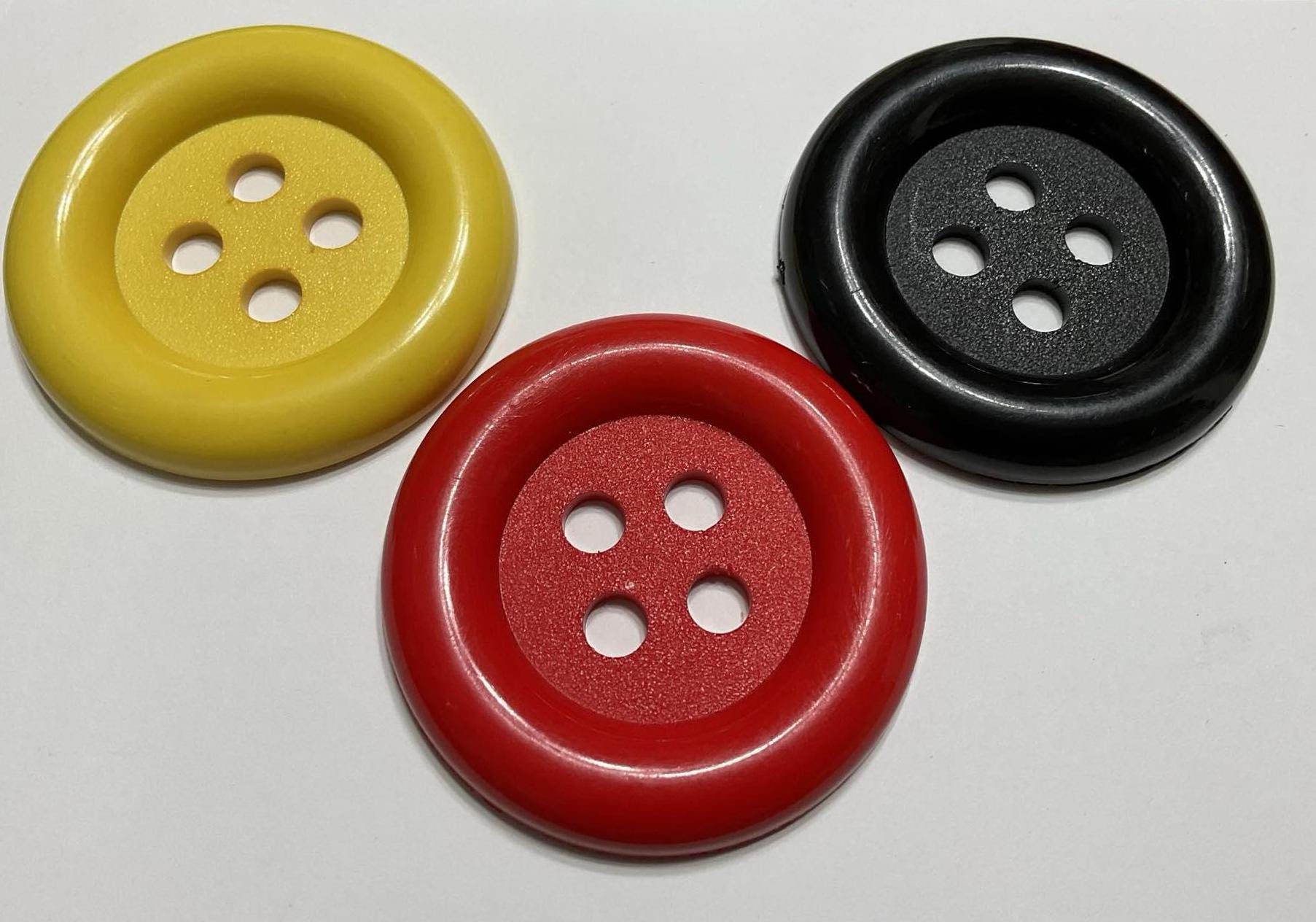 Very Large Plastic Buttons. Different Colors. 4 Hole 6 Colors 2 Inch ...