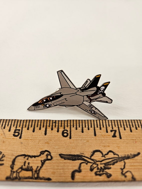 WM Spear Grumann F-14 Tomcat Airplane Enamel Pin 1987… - Gem