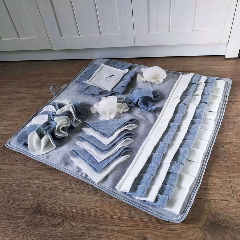 Interactive Slow Feeder, Dog Treat Mat, Gifts for Dog Owners, Mental ...