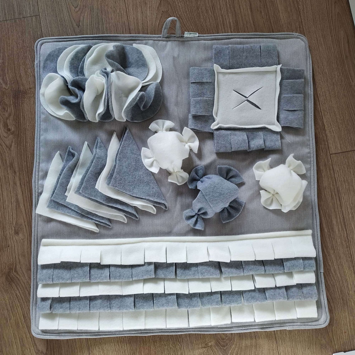 Interactive Slow Feeder, Dog Treat Mat, Gifts for Dog Owners, Mental ...