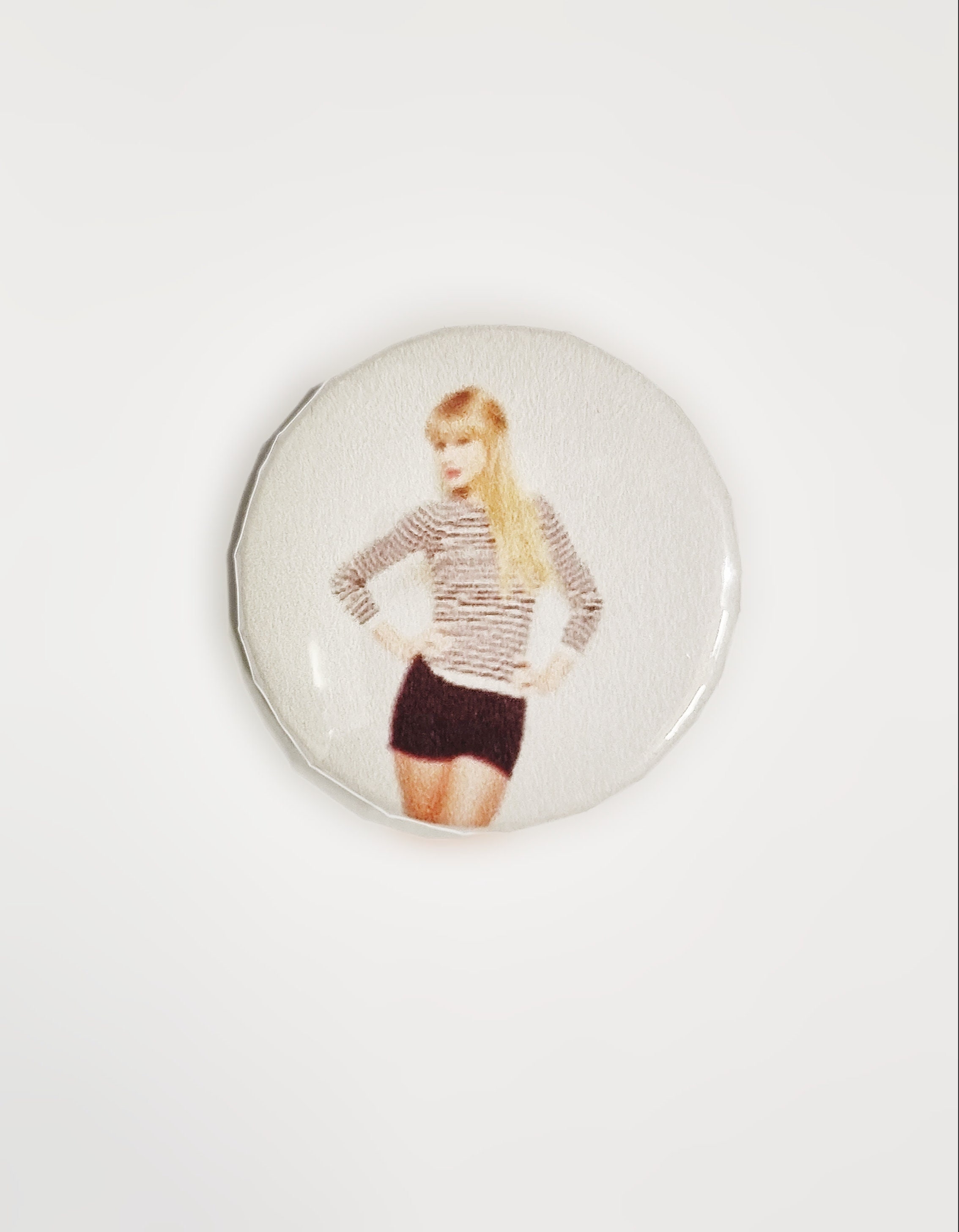 Taylor Swift Gift 25mm/1inch Badge - Etsy UK