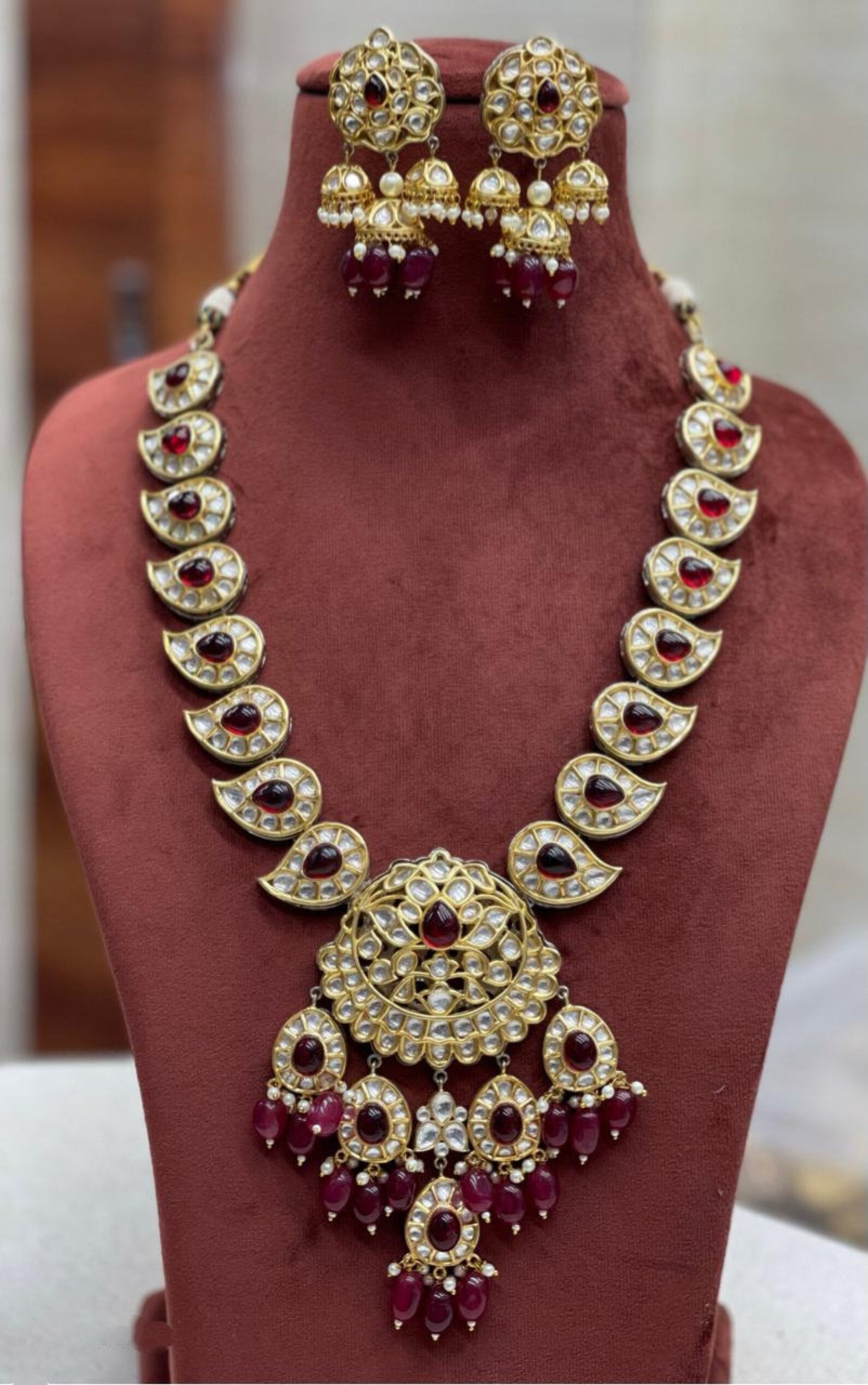 Royal Sabyasachi Inspired Long Mango Ambi Shape Fusion Double Liner ...