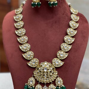 Royal Sabyasachi Inspired Long Mango Ambi Shape Fusion Double Liner ...