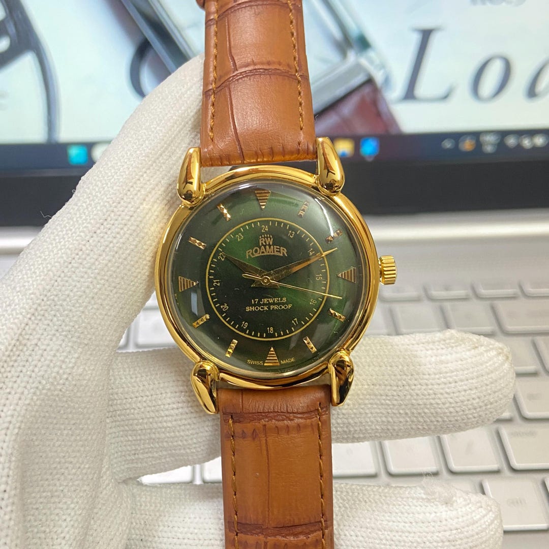 Vintage Refurbished Roamer Mechanical Hand Winding 17 Jewels Green Face ...