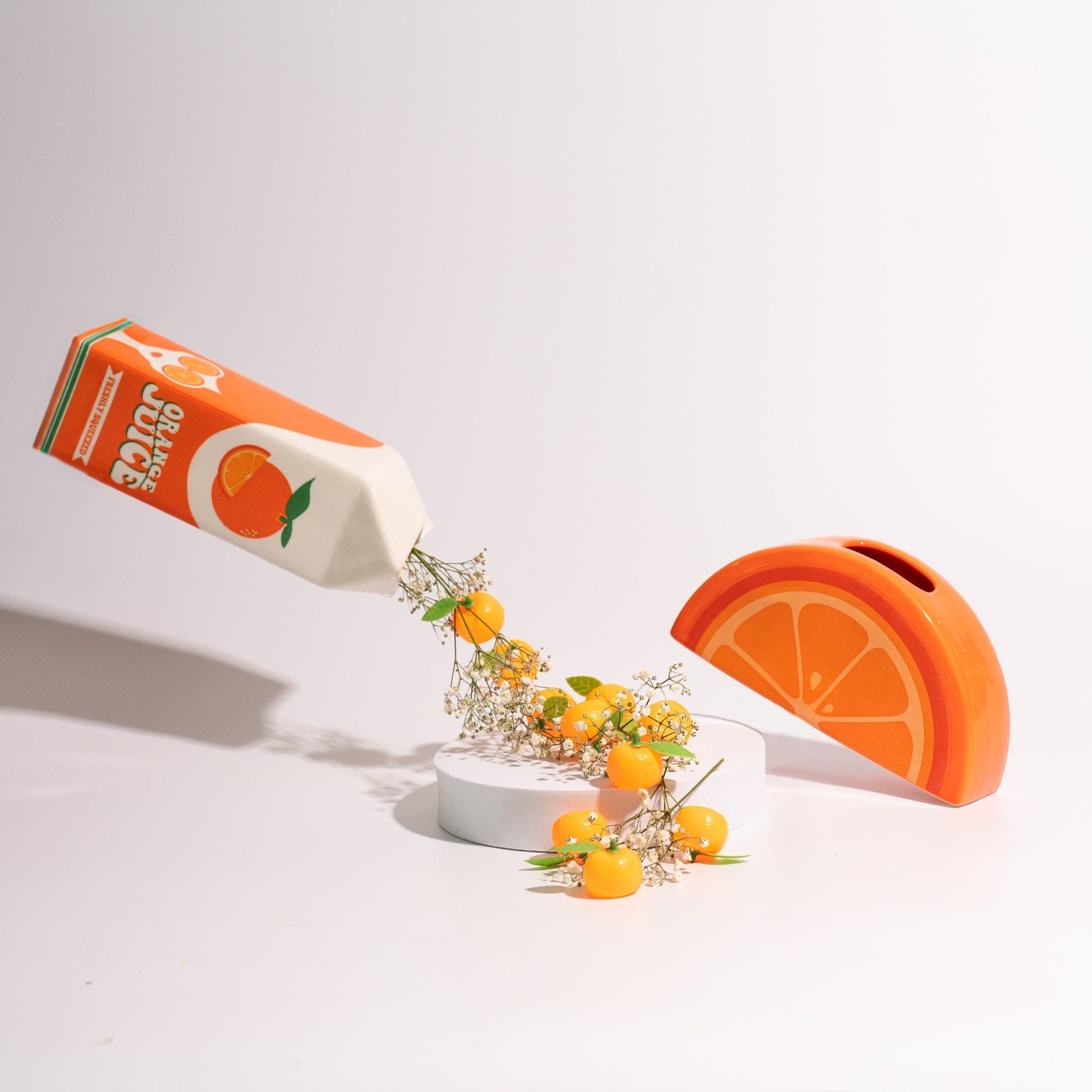 Orange Juice Vase, 2 Vase Set. Ceramic Carton and Sliced Orange Vase ...