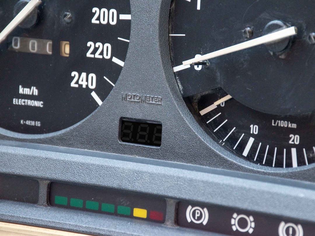 BMW E30 Instrument Cluster Voltmeter Gauge Modul Add-on - Etsy