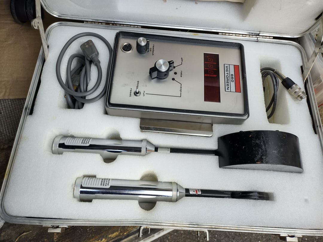Vintage Victoreen Digital Radiation Survey Meter 660 - Etsy