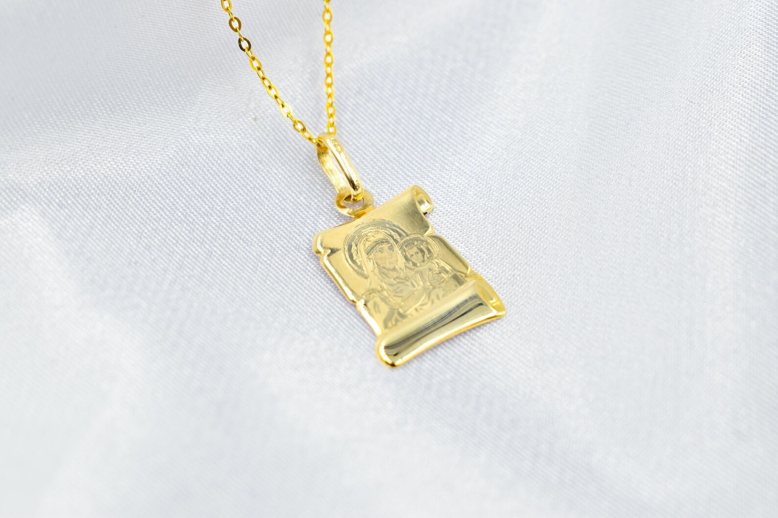 9K Solid Gold Orthodox Mary and Jesus,greek Constantine Necklace ...