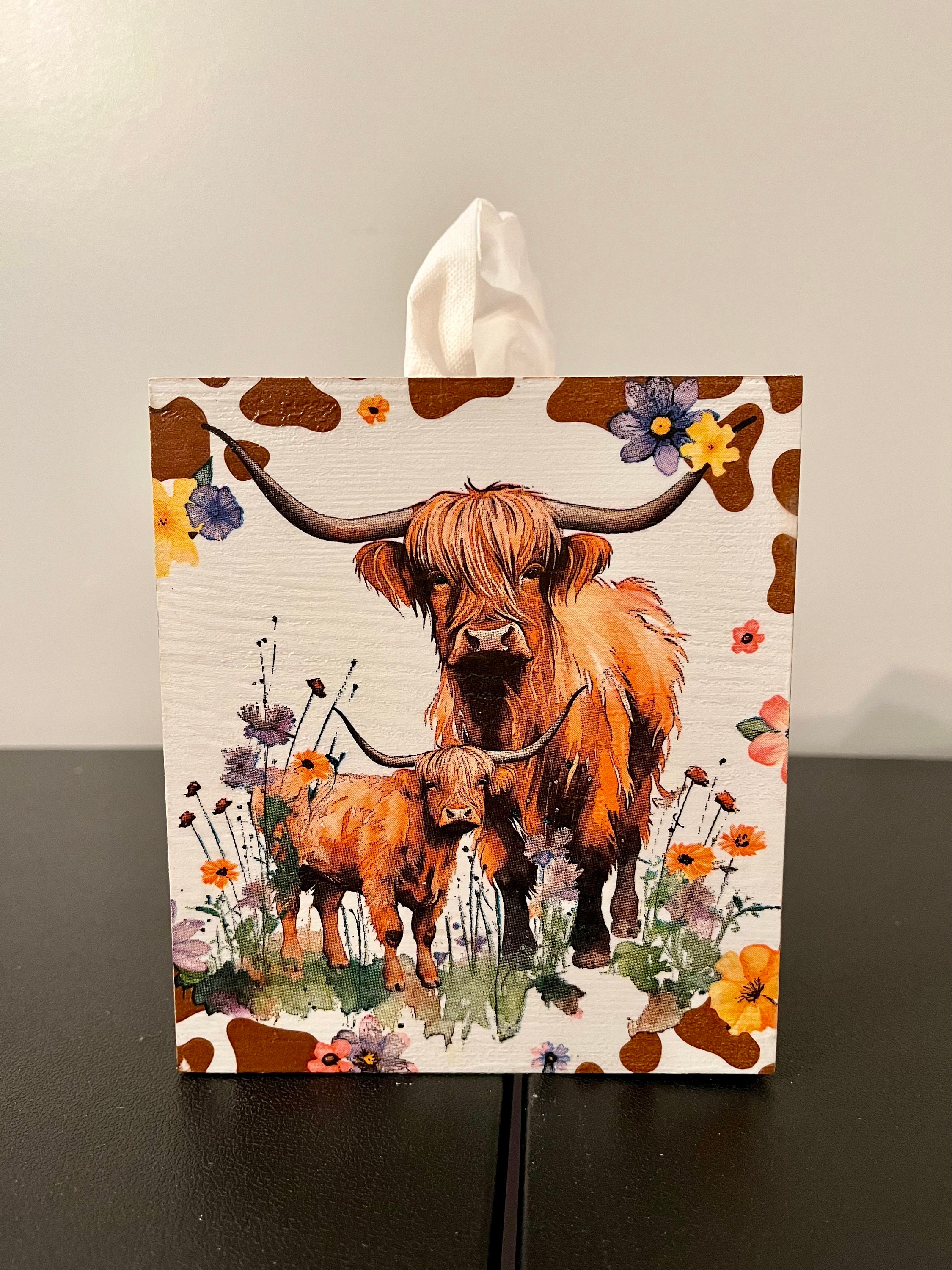Highland Cow and Flowers Tissue Box Cover Charming Farmhouse Decor - Etsy