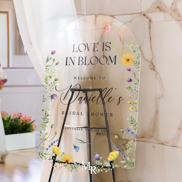 Love is in Bloom Bridal Shower Sign - Etsy