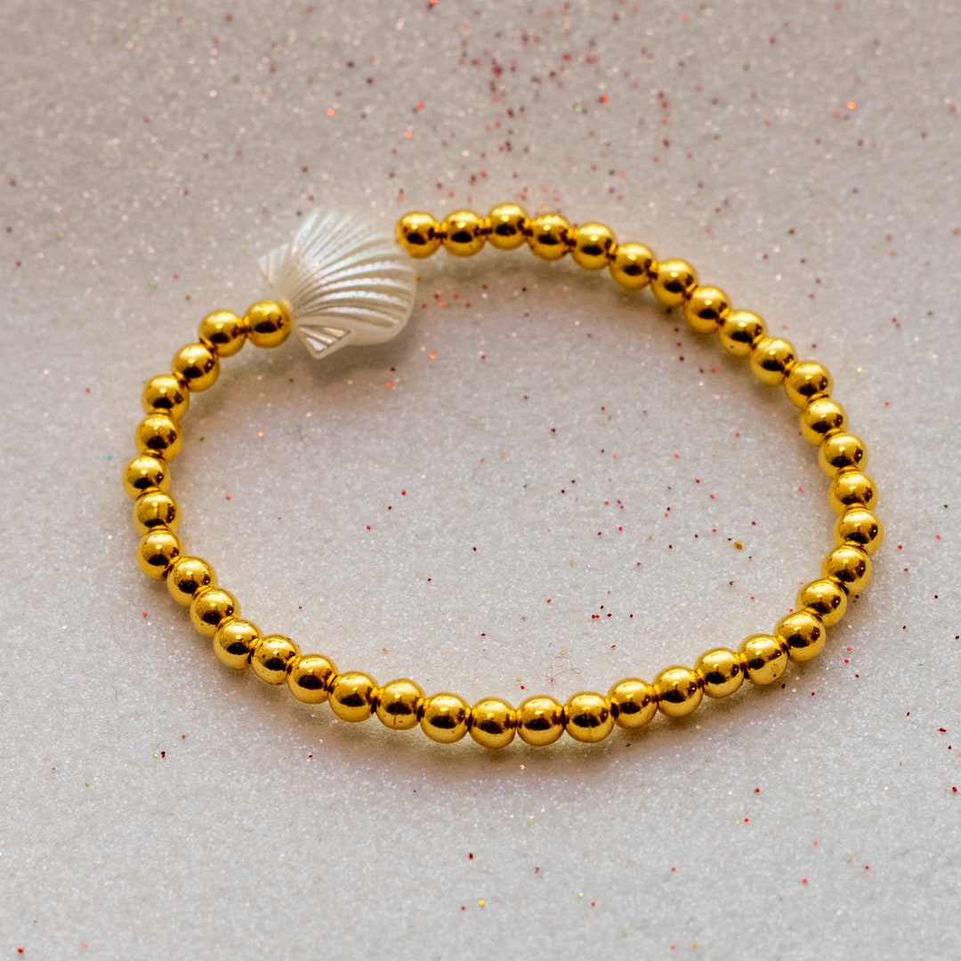 The Gold Shell Bracelet - Etsy