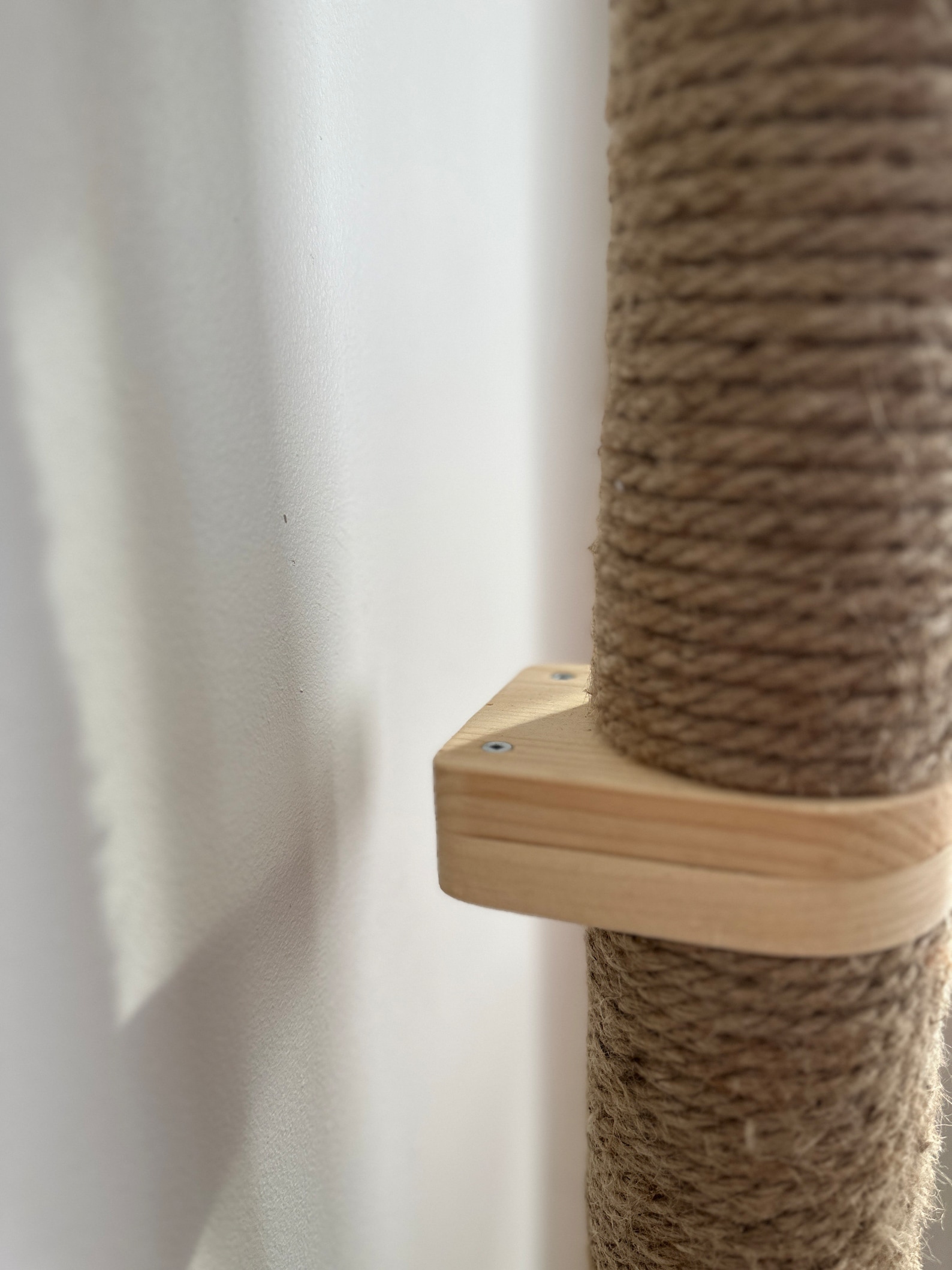 Cat Tree Furniture Wall Scratching Post Custom Modern Wooden Cat Tree ...