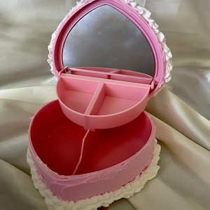 Fake Cake Jewelry Box With Fake Bake Sprinkles - "the Vivian" - Etsy