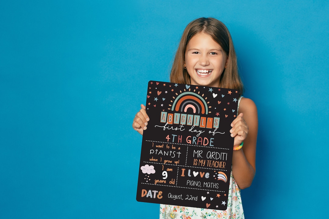 Colorful Rainbow Back to School Sign, First Day of School Sign for ...