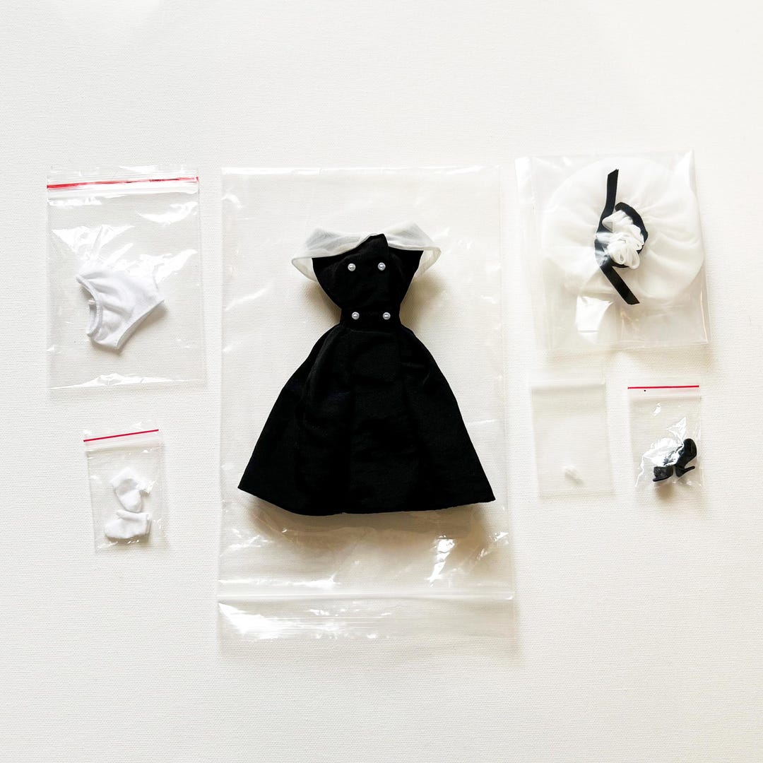 BARBIE AFTER FIVE / Complete Outfit / Silkstone Reproduction 2022 / New ...