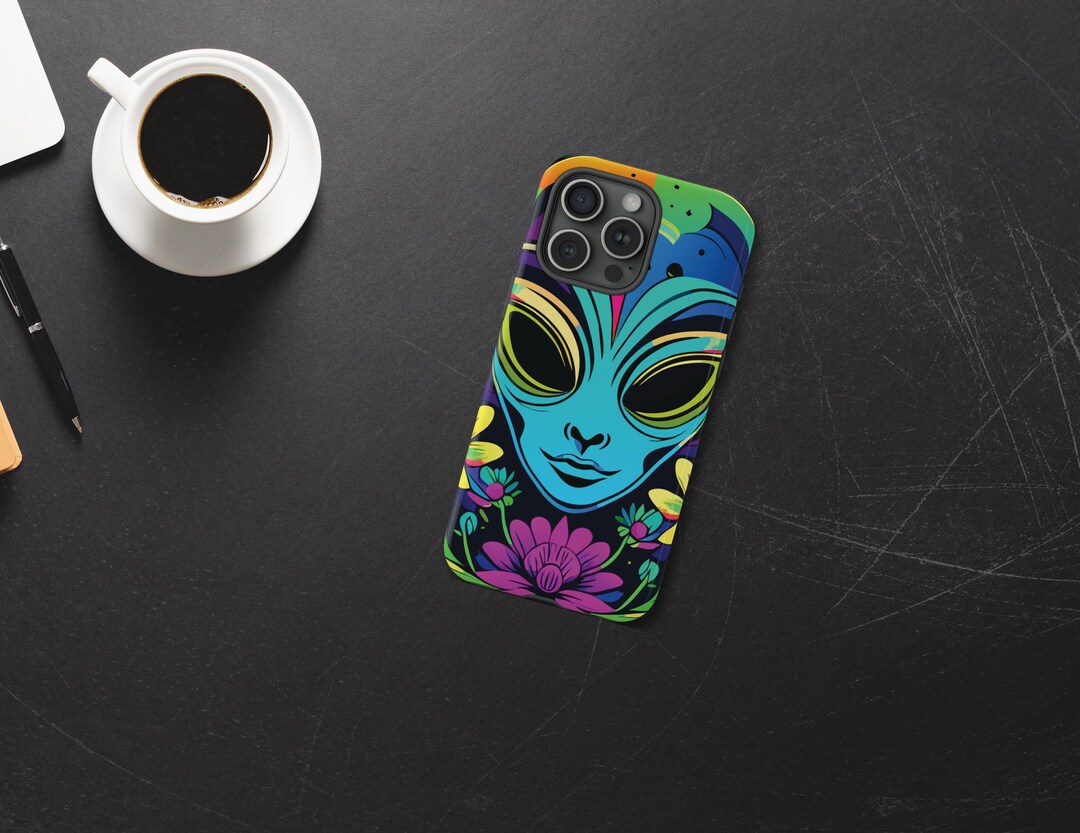 Fantasy Alien Art Phone Case Covers for iPhone 15 14 13 12 Samsung S23 ...