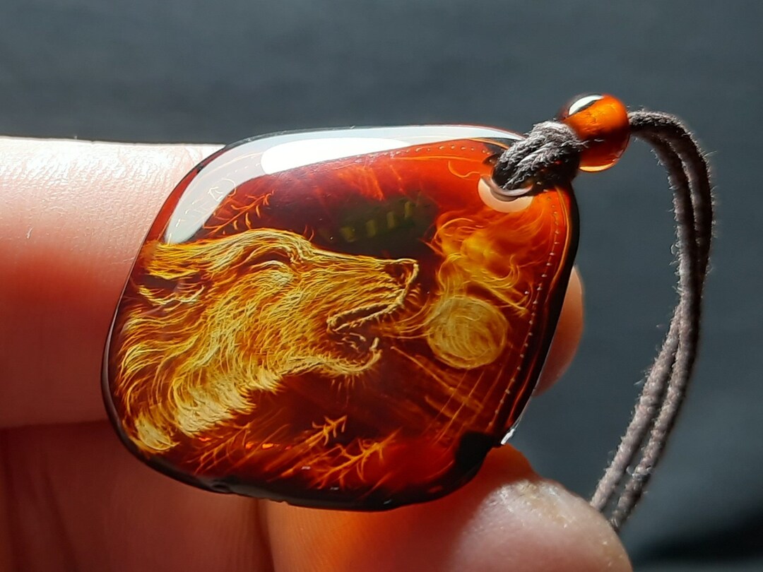 Amber Pendant Wolf Howls - Etsy