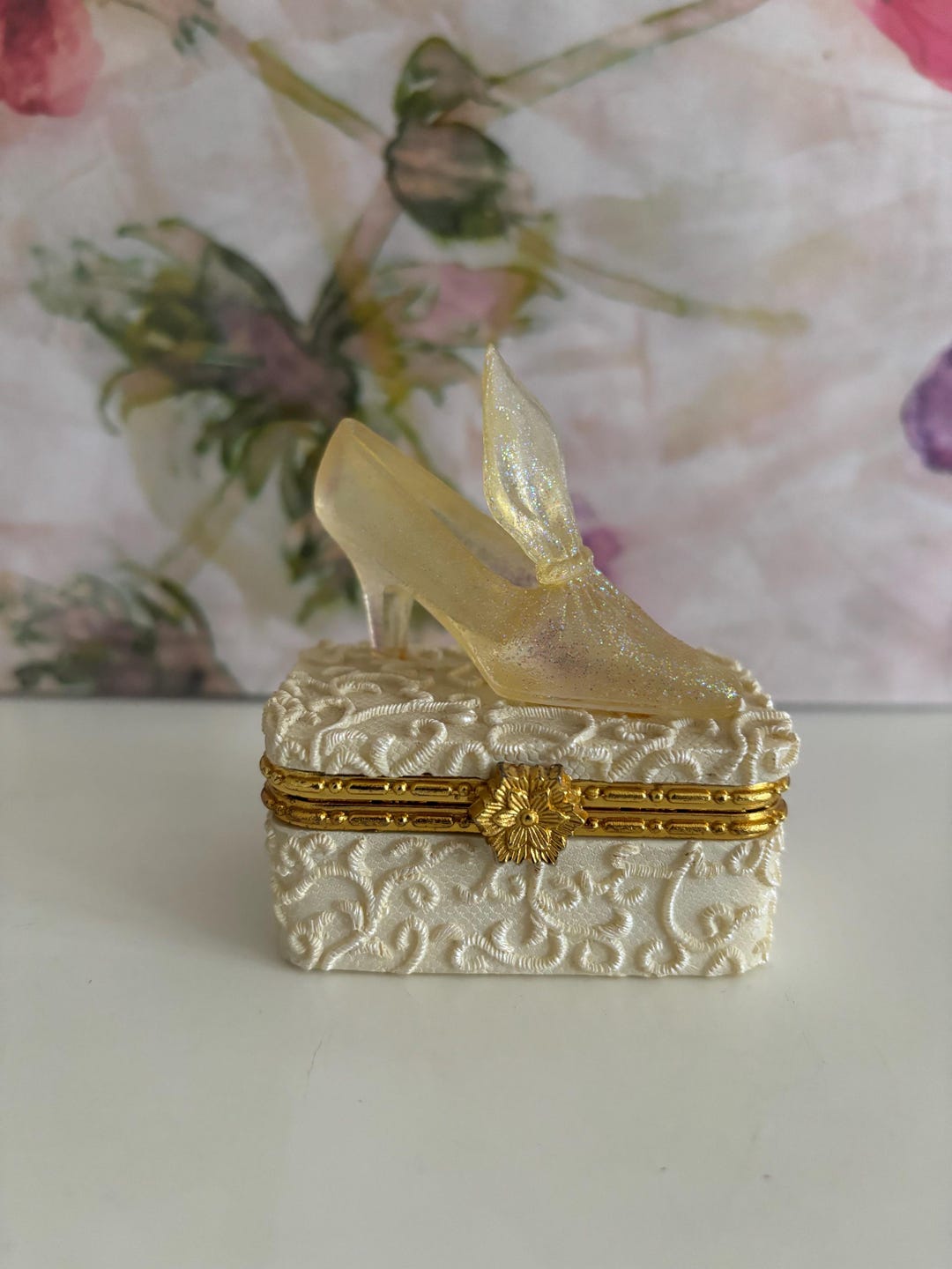 Vintage Leonardo Collection Trinket Box: Cinderella Glass Slipper ...