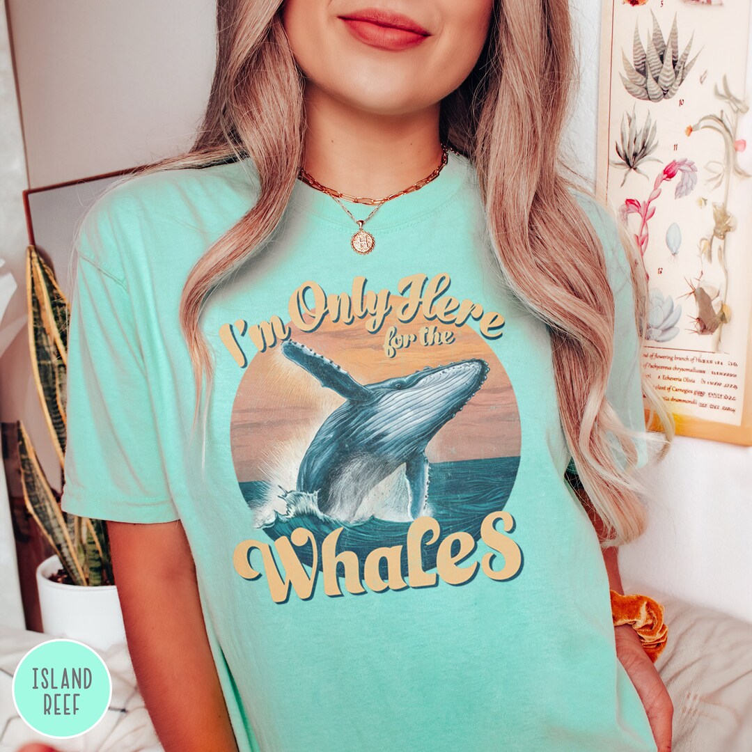 Humpback Whale Watching Shirt Funny Whale Shirt Retro Ocean Tee Vintage ...