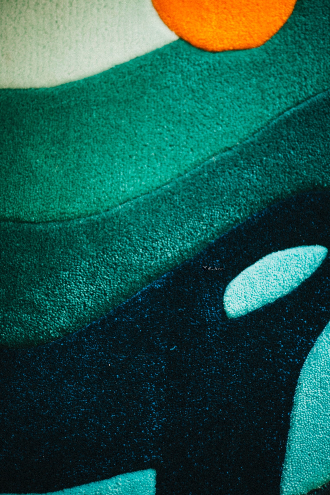 Seaside Inspired Tufted Rug L Orca Motif L 100% Handmade Soft & Fluffy ...