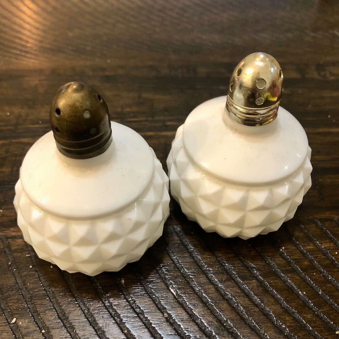 Japanese Milk Glass Salt and Pepper Shakers VTG Mini Japanese Shakers ...