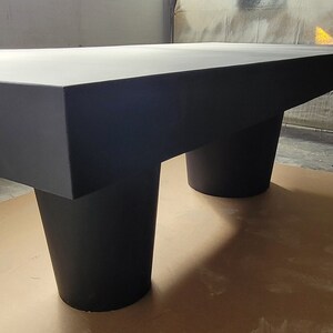 Concrete Dining Table / Circle Legs - Etsy