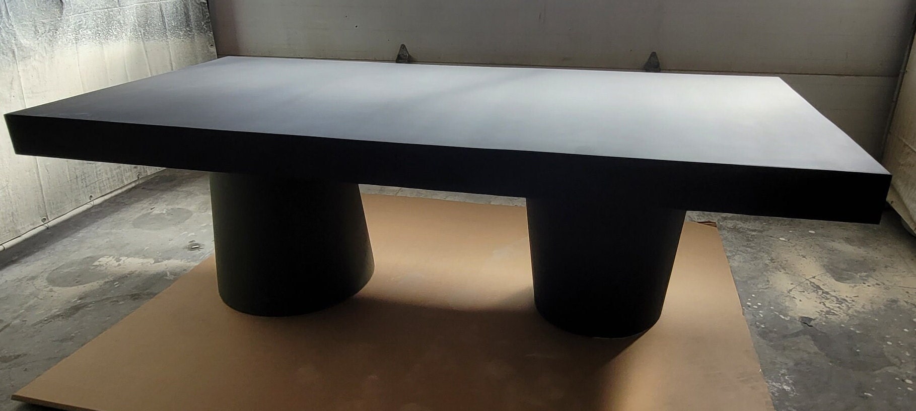 Concrete Dining Table / Circle Legs - Etsy