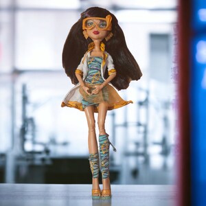 Monster High Classroom Cleo De Nile & Ghoulia Yelps 2-pack - Etsy