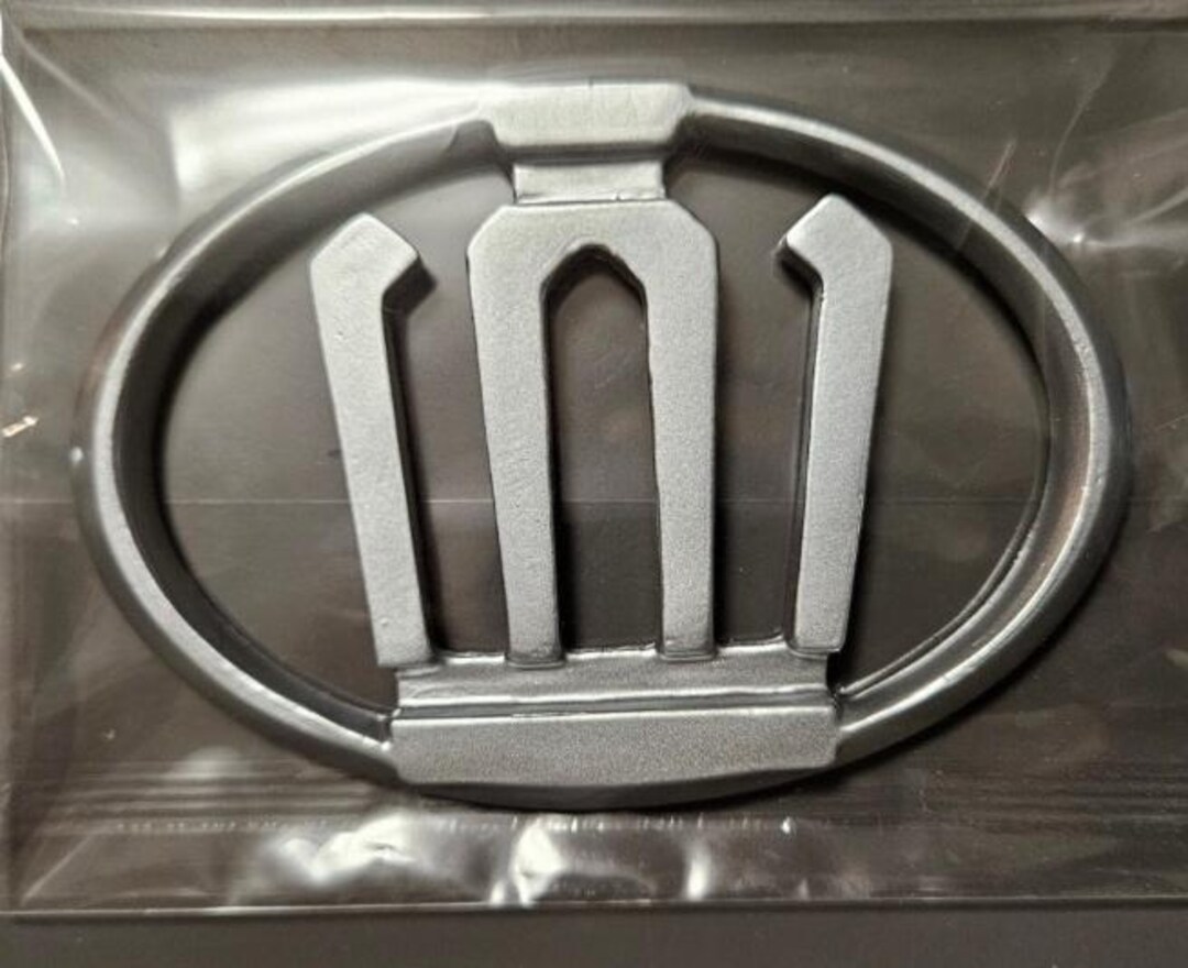 Toyota Crown Rear Emblem Car Badge Carbon Fiber / Red / Black / Silver ...