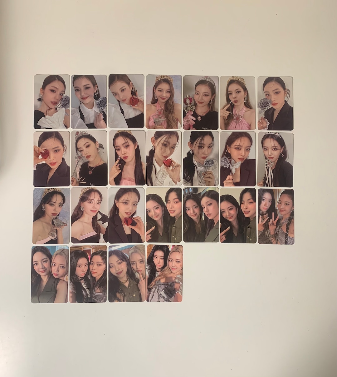 Itzy **OFFICIAL** Checkmate Album Photocards - Etsy