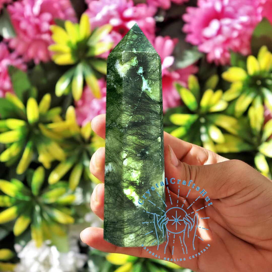 Natural Green Jade Obelisk Tower, Green Jade Gemstone Geode Obelisk ...