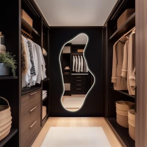 Curvy Full Length Mirror With Lights, LED Lighted Wavy Wall Mirror ...