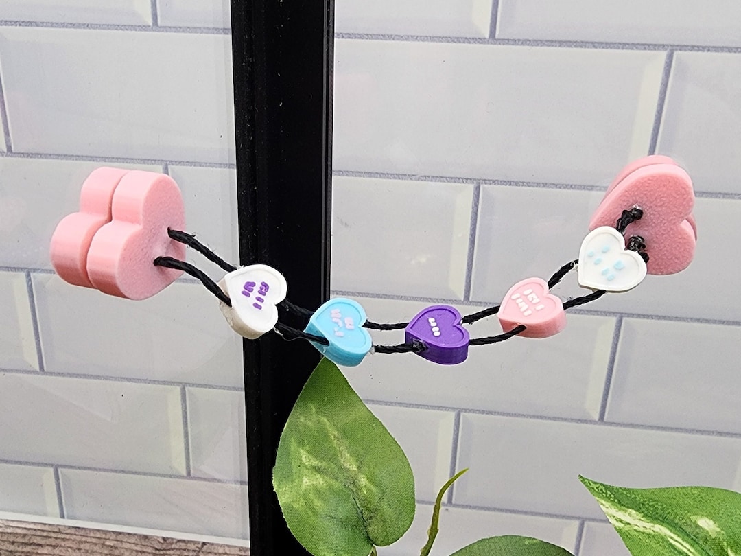 Candy Heart Jumping Spider Bridge, Valentine's Day Decor, Holiday Rope ...