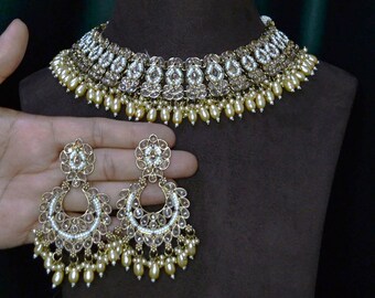 Punjabi artificial jewellery store