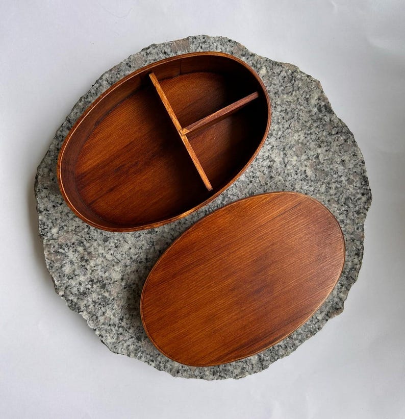 Oval-shaped Japanese Cedarwood Bento Box - Etsy