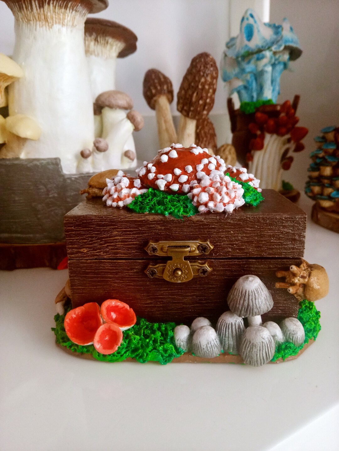 Mushroom Box , Wood Box Covered in Mushroom Sculptures , Cottagecore to ...