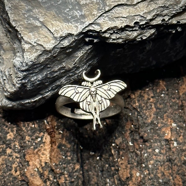 Moth Ring - Etsy
