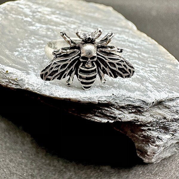 Moth Ring - Etsy