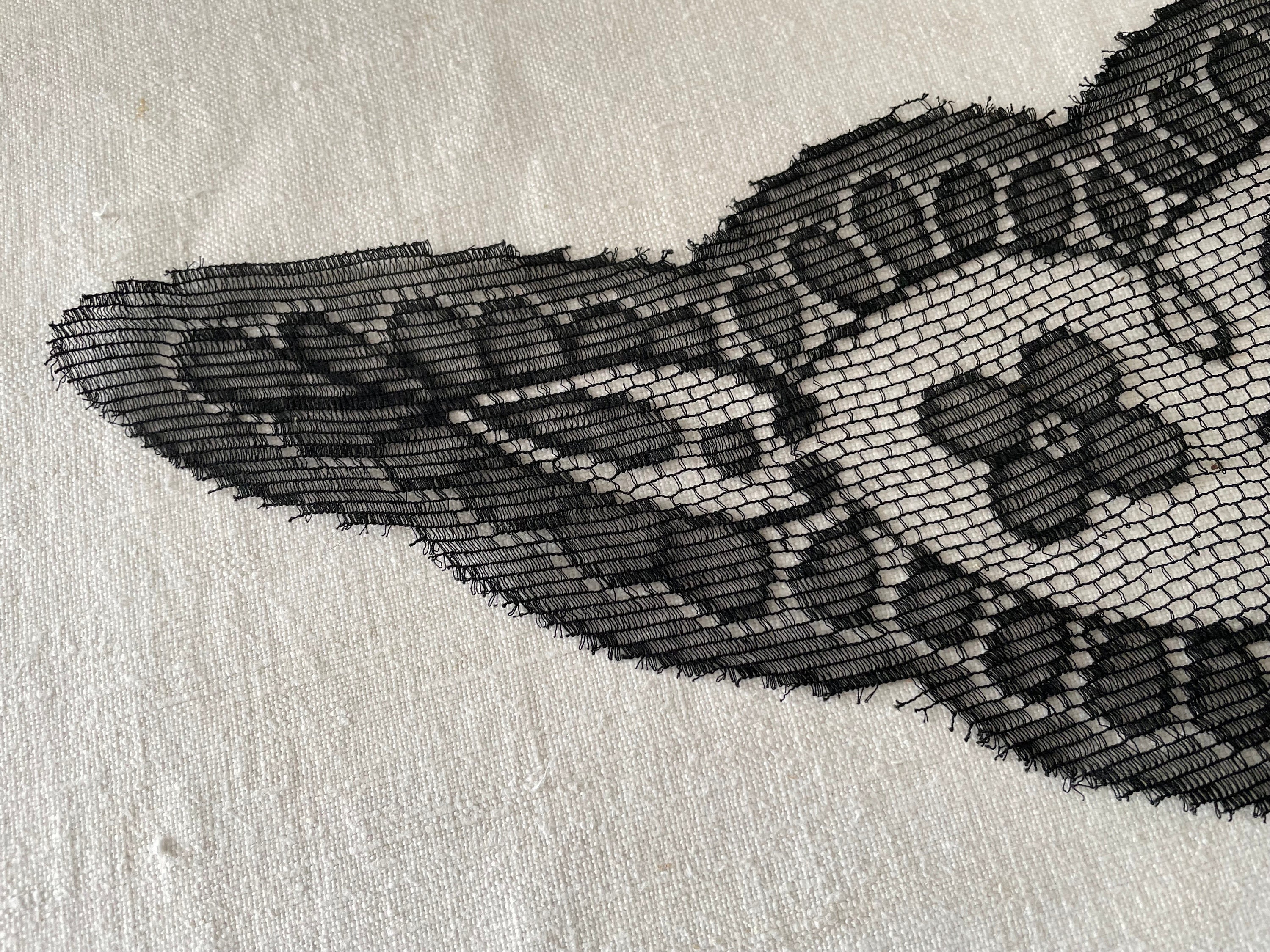 Vintage French Black Lace Mantilla Veil 1950's Catholic Lace Mourning ...