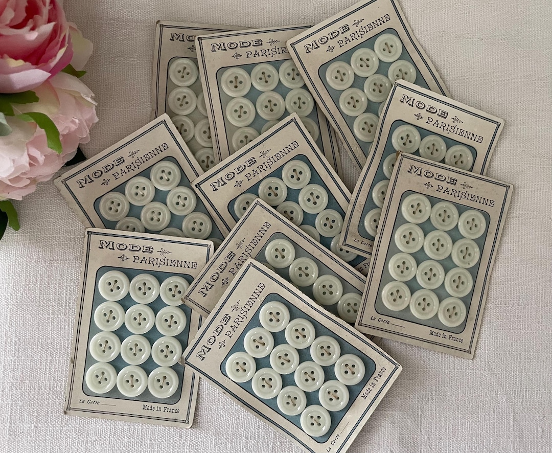 Antique French Glass Buttons on Original Card Mode Parisienne, 12 ...