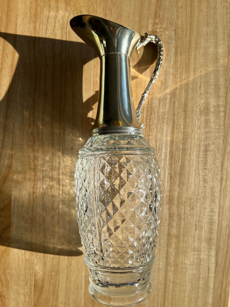 GORGEOUS Vintage Glass Pitcher Diamond Pattern Pressed Glass - Etsy