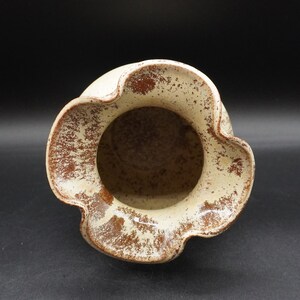 1990 Kenneth George Cole Pottery Sanford NC 4.75 Yellow Rutile Ruffle ...